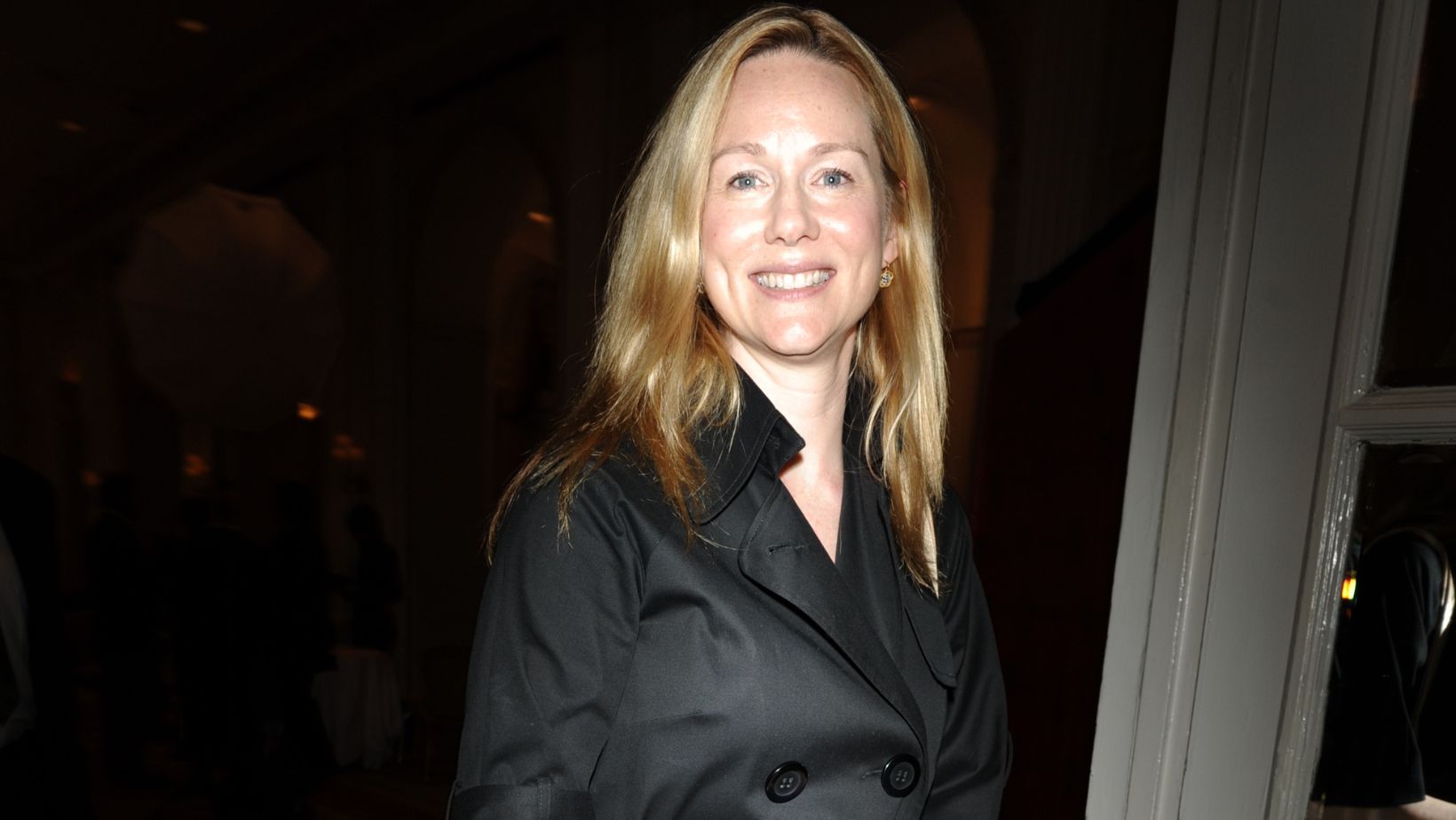 Scary Incident at NYFW Leaves Laura Linney Stunned - The Balancing Act